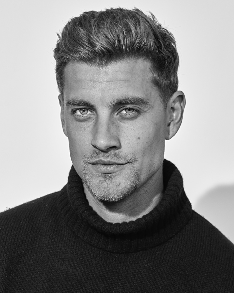 ROB KNIGHTON | Select London | Select Model Management