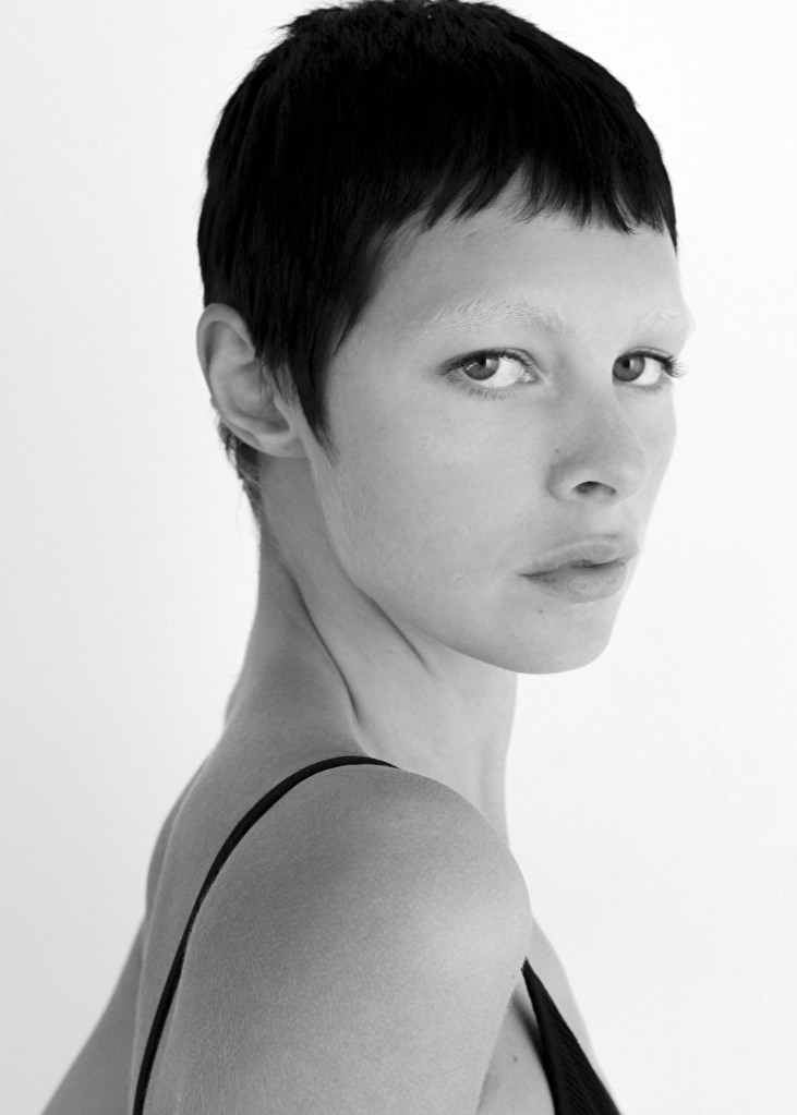 RILEY | Select Milano | Select Model Management