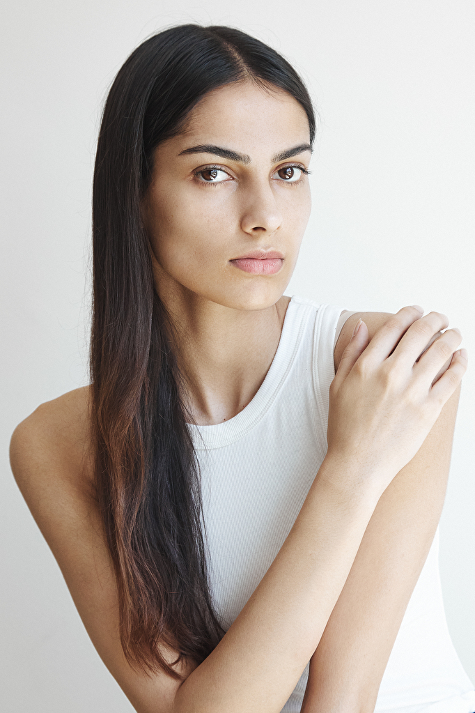 Roo | Women | Select Chicago | Select Model Management