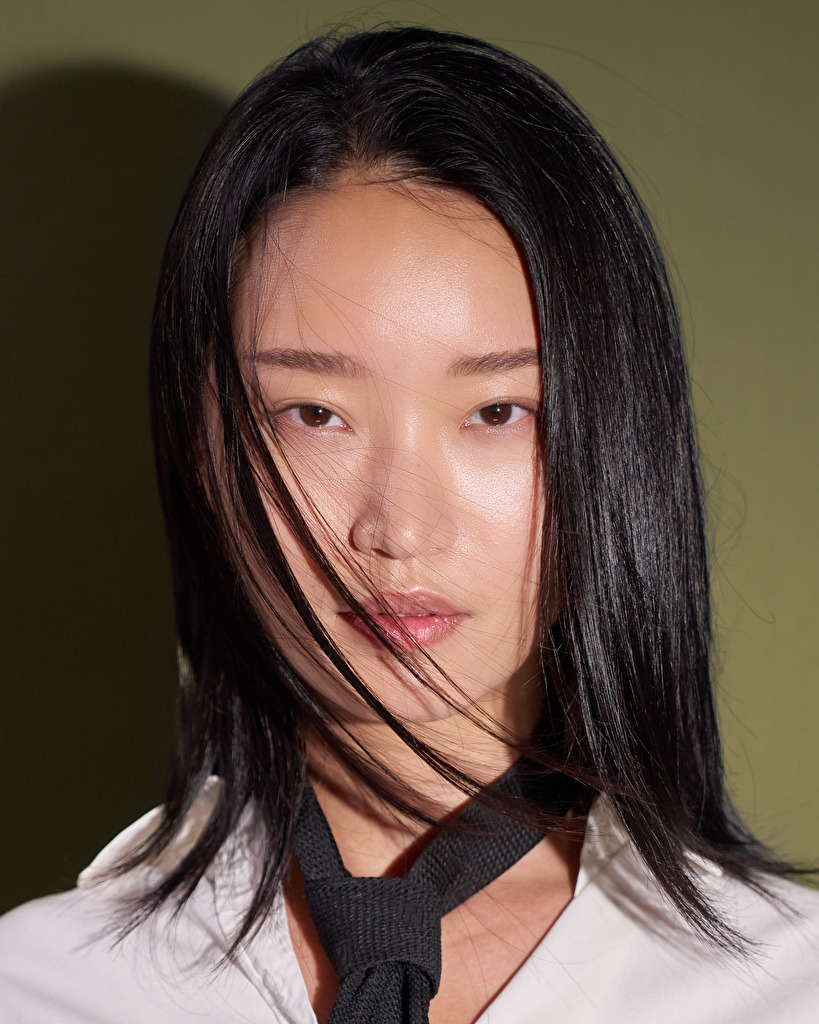 Jiwon Ra | Select Miami | Select Model Management