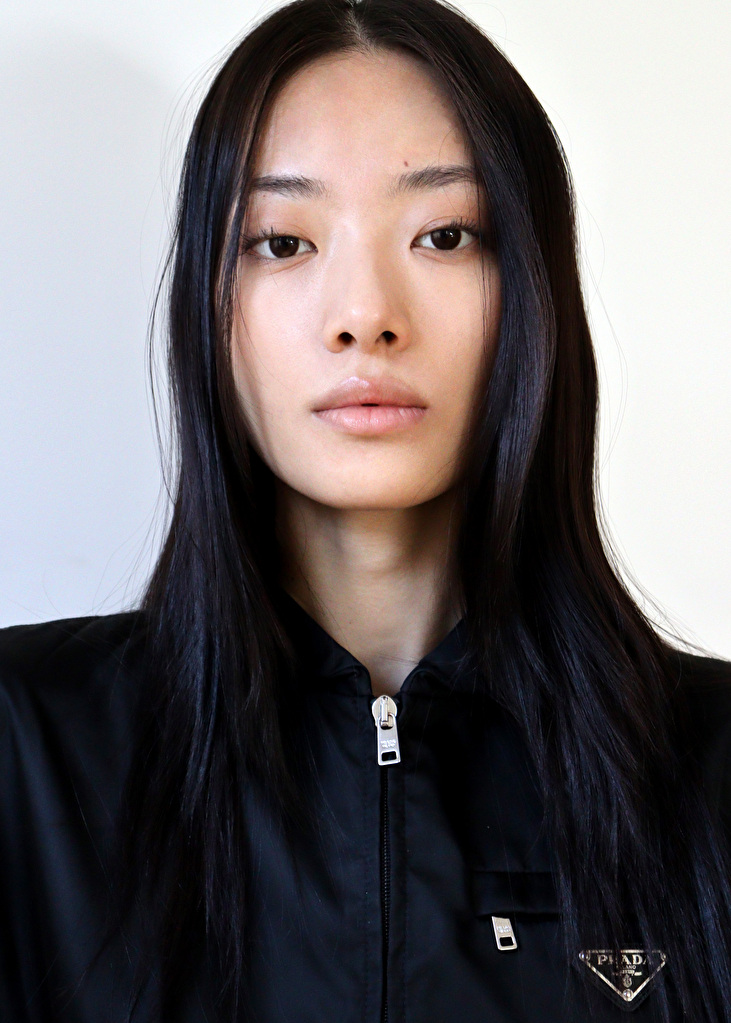 Song | Select Paris | Select Model Management