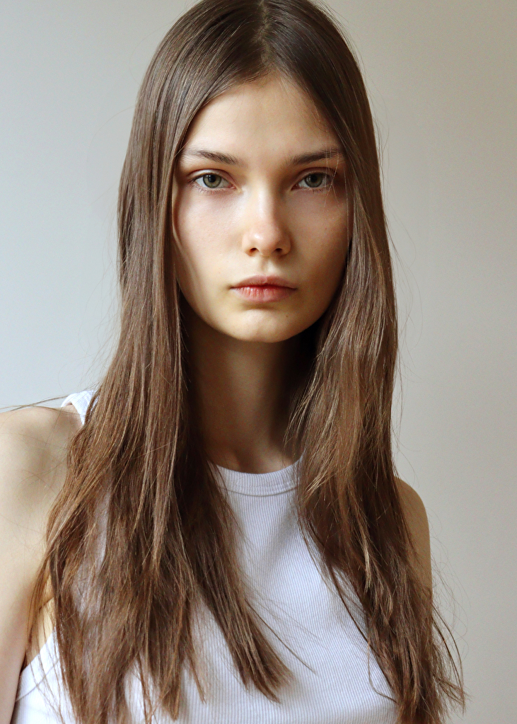 Tacy | Select Paris | Select Model Management