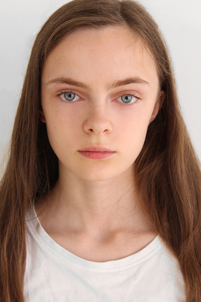 ARABELLA | Talent | Select London | Select Model Management