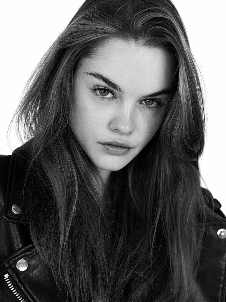 Marija Zezelj Select Paris Select Model Management