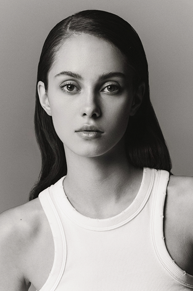 Evelina Skulska | Select Milano | Select Model Management