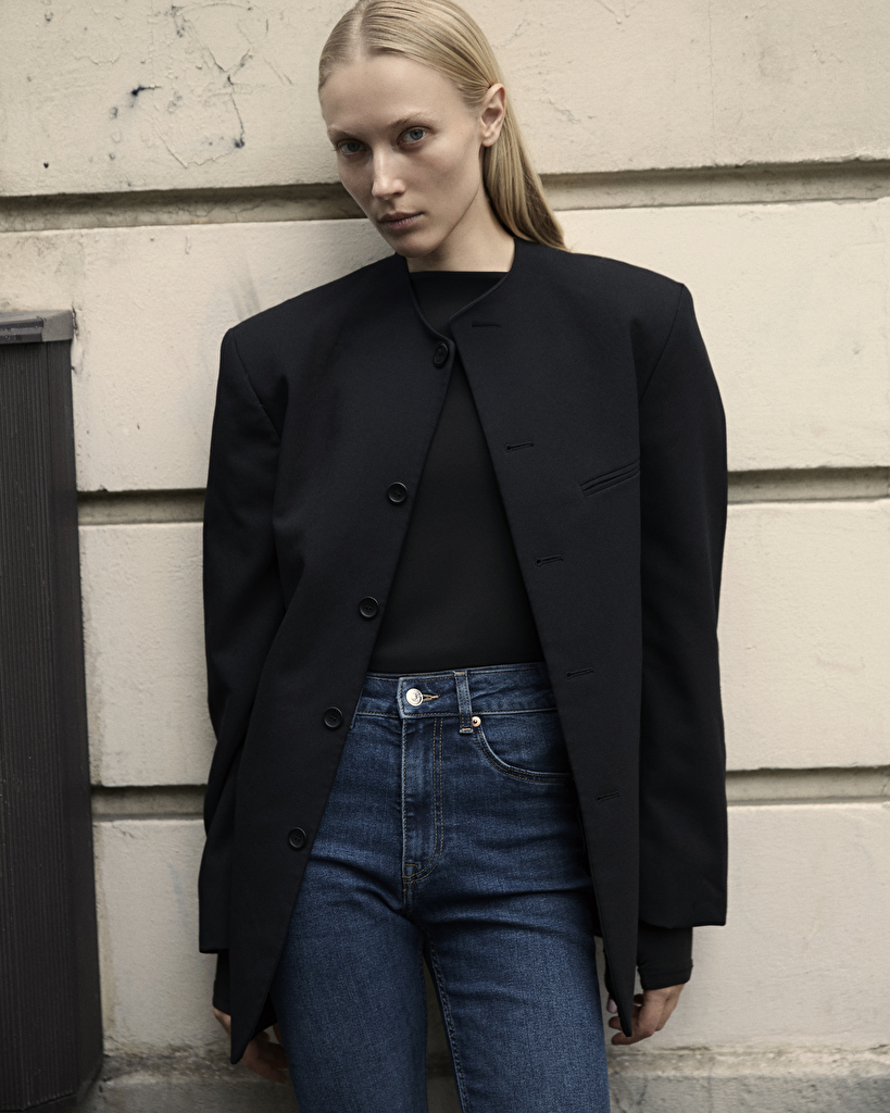 ALEXANDRINA | Select Paris | Select Model Management