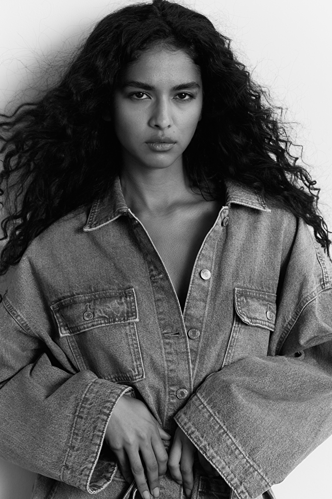 Humairah | Select Stockholm | Select Model Management