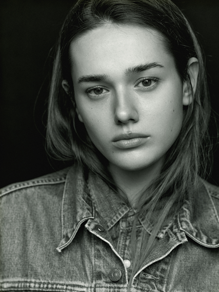 Cécile | Select Paris | Select Model Management