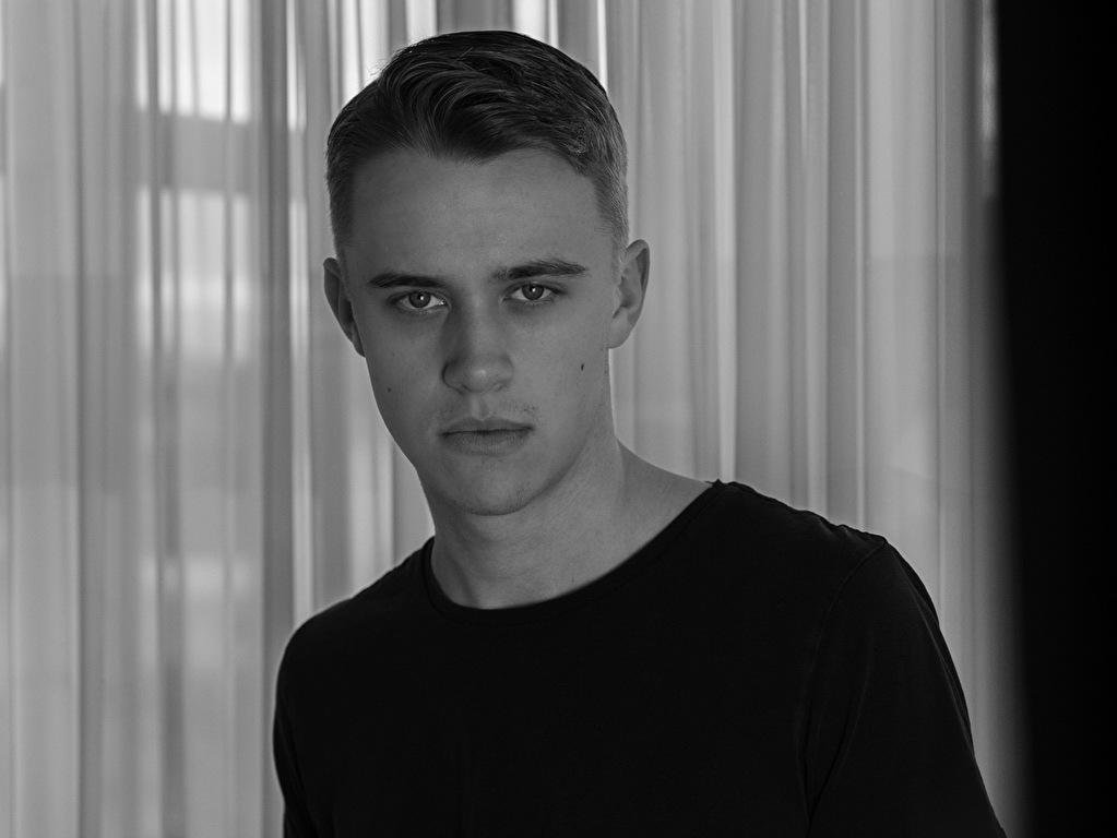 Elliot Reichel | Modellink