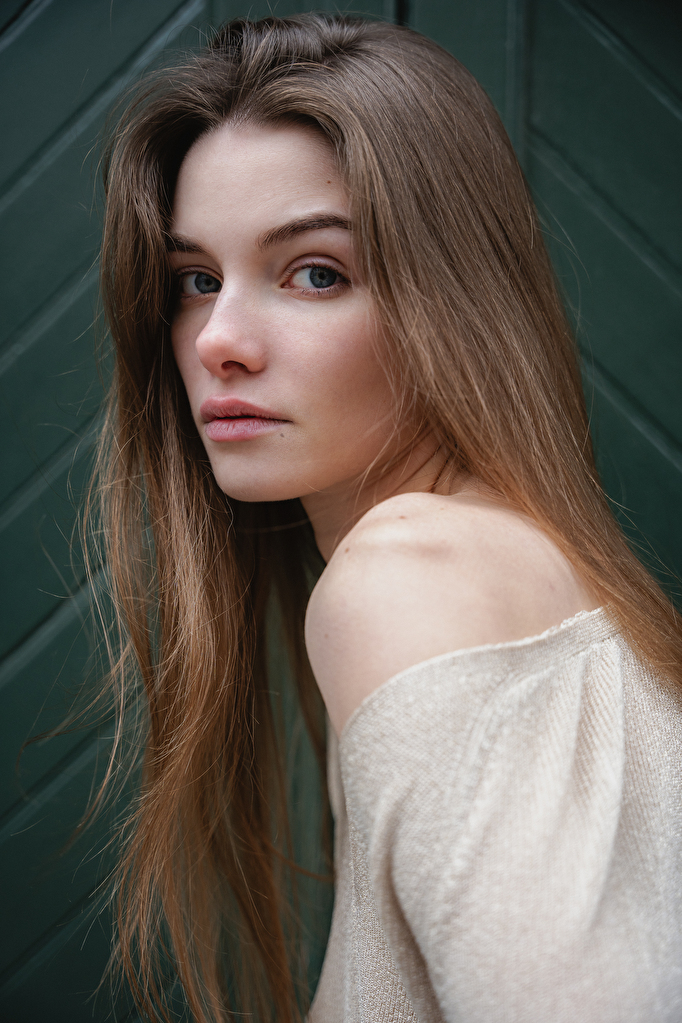 Elena German | Women | Select Paris | Select Model Management