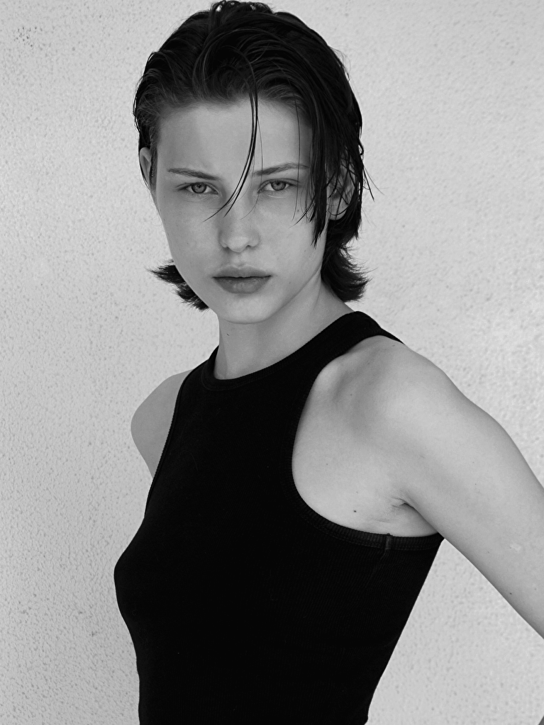 Marika | Select Milano | Select Model Management