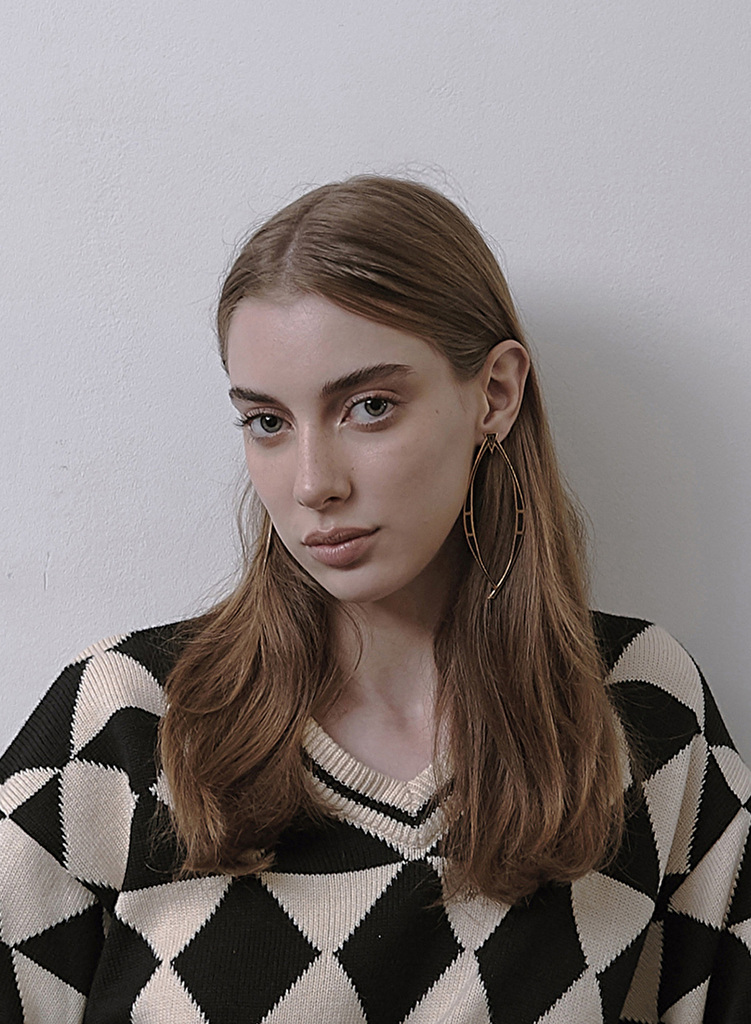 Grace Wilton | Select Milano | Select Model Management