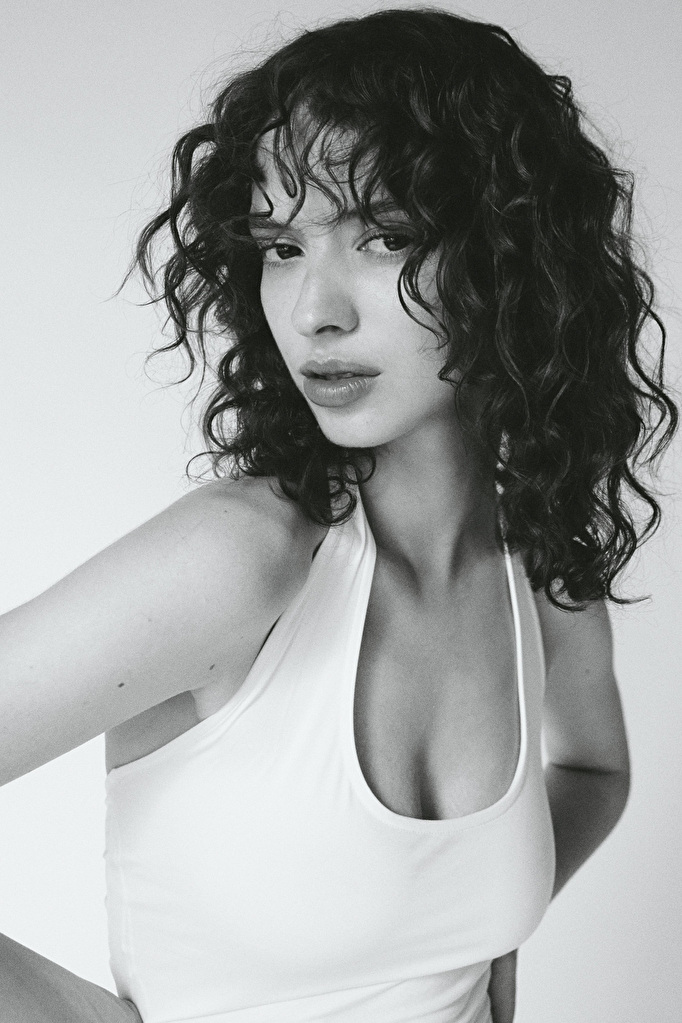 Yasmina Azhoum | Female | Modellink