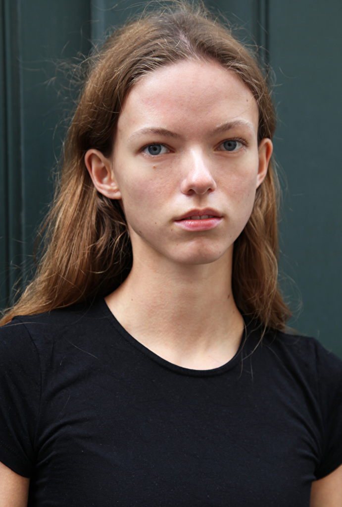 Sofie B Select London Select Model Management 6636