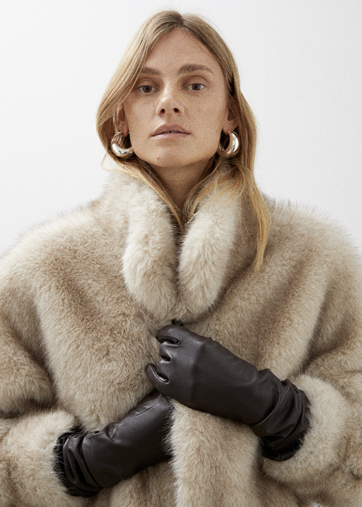 Saadi | Women | Select Stockholm | Select Model Management