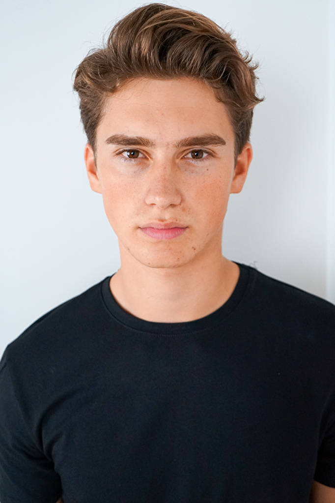 Corbin | Male | Modellink