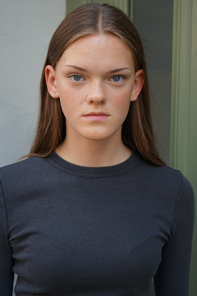 Adelina Modellink