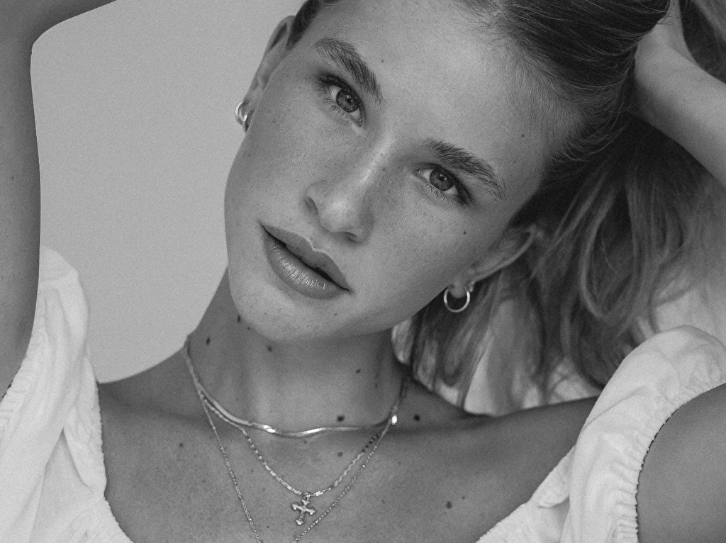 Nicole Tacher | Select Miami | Select Model Management