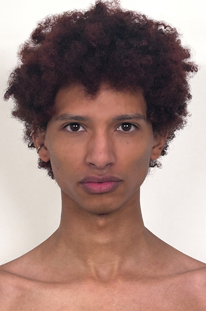 CAMERON SAMPSON | Select Paris | Select Model Management