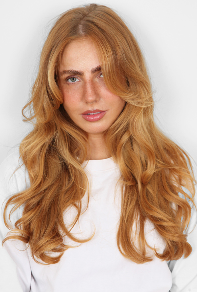Laura Klein | Select London | Select Model Management