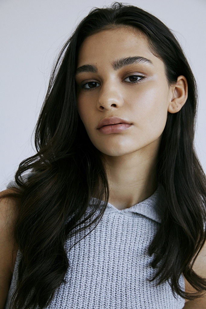 HANNAH RAVN | Select London | Select Model Management