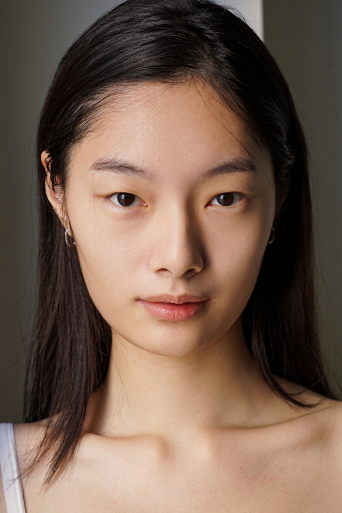 Zhong Yi | Select London | Select Model Management