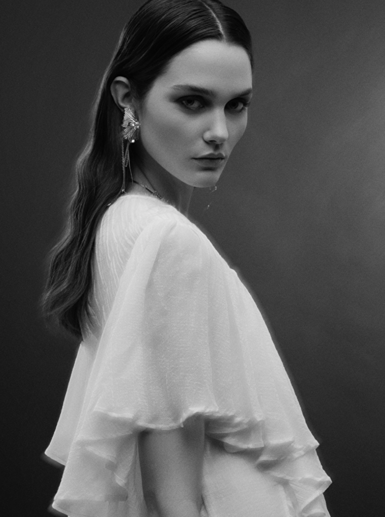 Elizabeth Oliver | Select Miami | Select Model Management