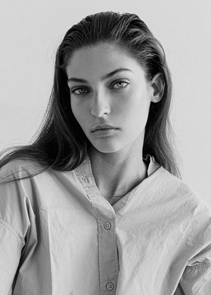 Kailee Lawrence | Select Milano | Select Model Management